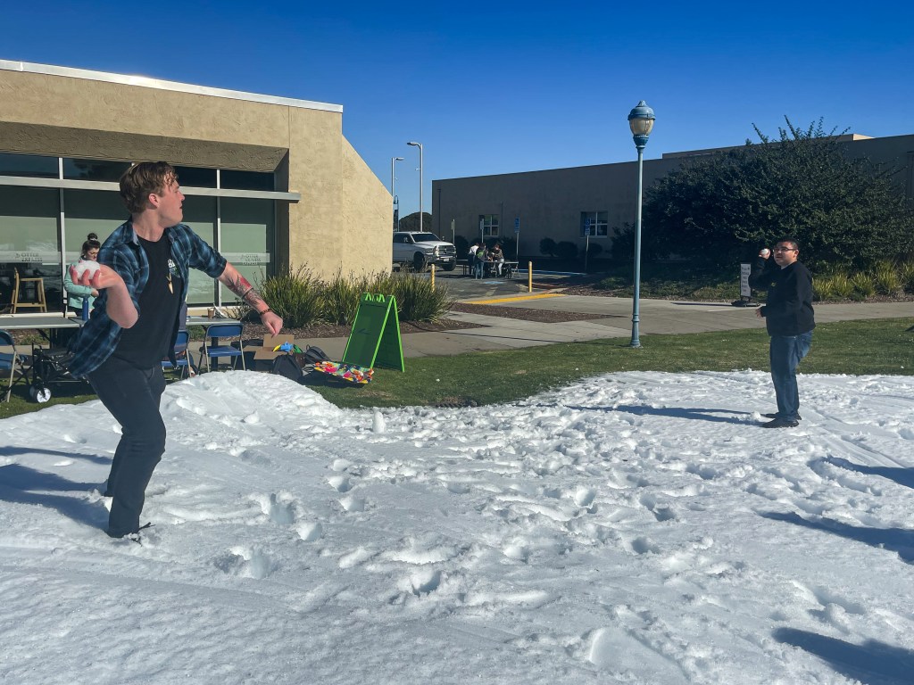 First-time snow on campus - The Lutrinae